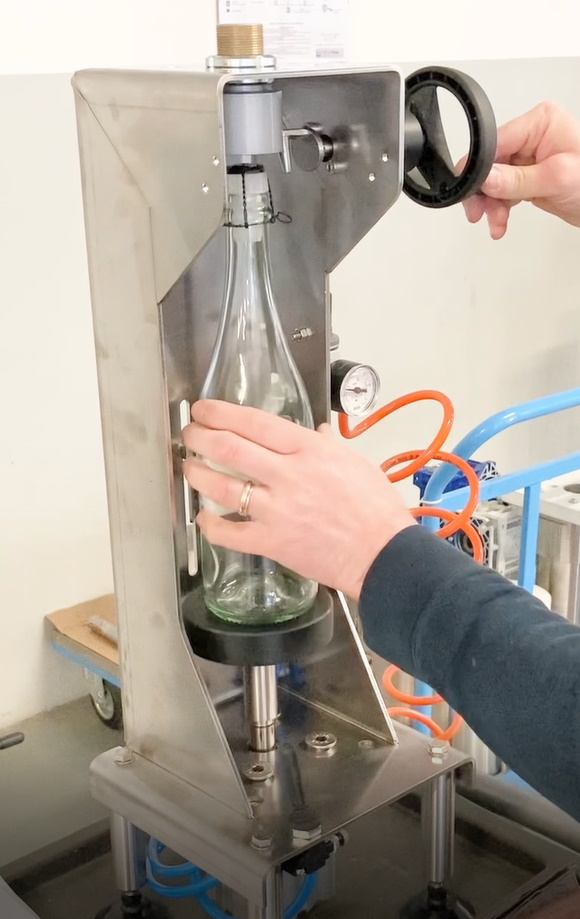 Manual wire-hooder PG2010 AM for champagne corks